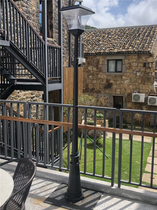 powerful green decorative solar post light from China manufacturer ...